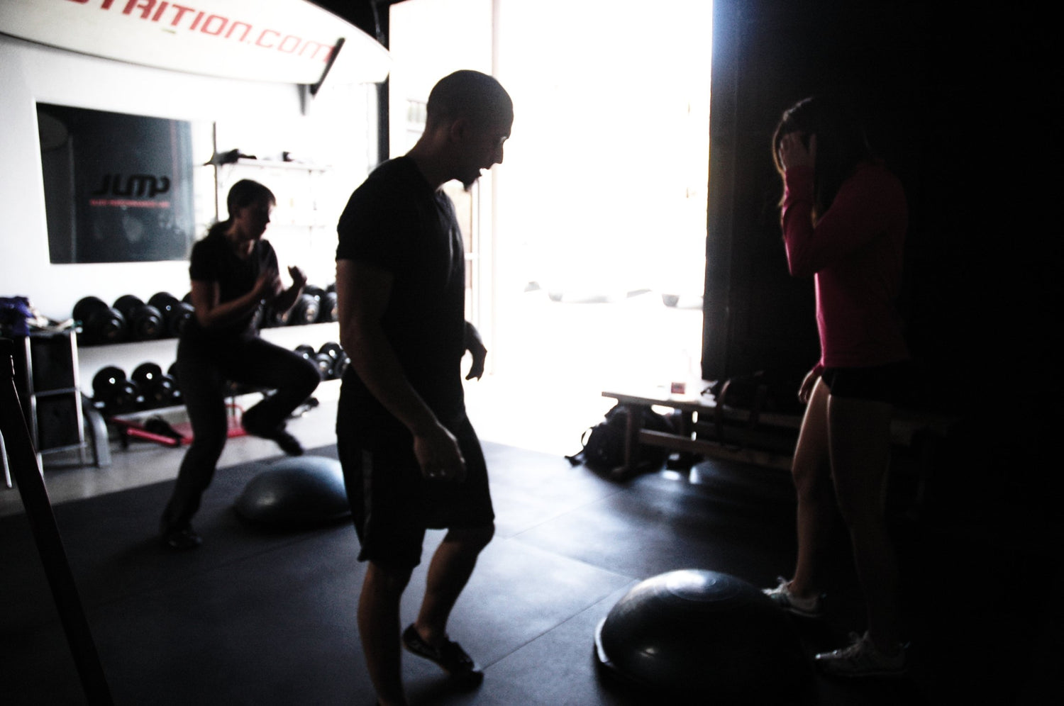 Instructing a client how to do a Pendulum Squat – Functional Patterns